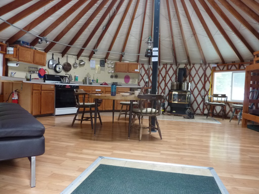 The Yurt - Hut Tripper